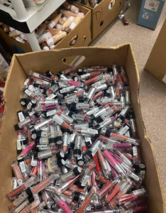 Buy Makeup palettes - Wholesales Liquidation